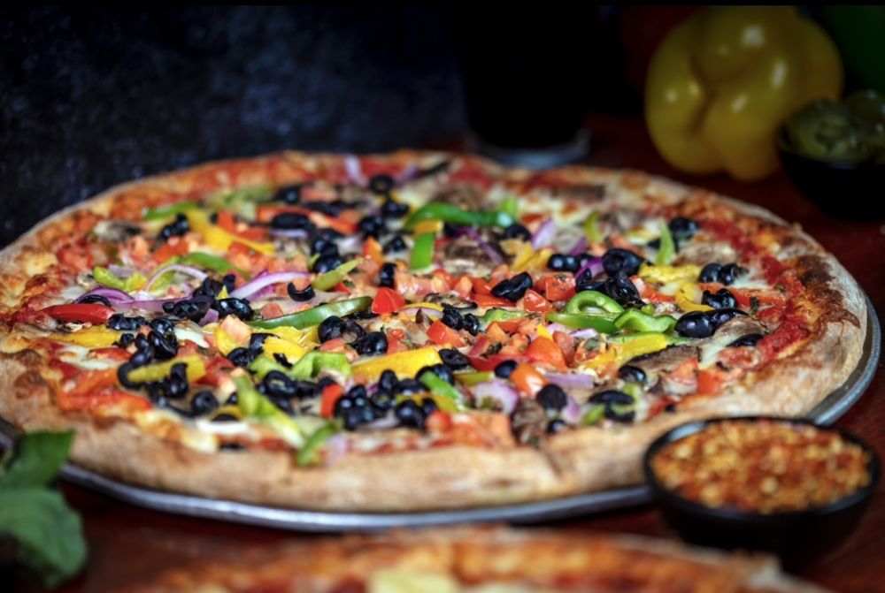 BIG LEAGUE PIZZA & PUB - Updated December 2025 - 109 Photos & 136 ...