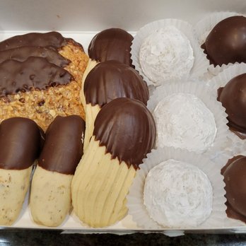 EDMONDS BAKERY - Updated December 2024 - 96 Photos & 166 Reviews - 418 ...