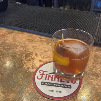 FINNEY’S CRAFTHOUSE - WESTLAKE VILLAGE - Updated May 2024 - 1182 Photos ...