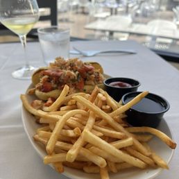 THE SAILHOUSE - Updated September 2025 - 244 Photos & 126 Reviews - 238 Green St, Tarrytown, New ...