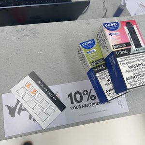 CLUTCH VAPE - Updated November 2024 - 32 Photos - 227 Queen Street West ...