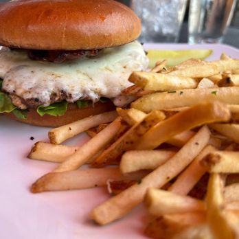 GREEN GATEAU - Updated April 2024 - 300 Photos & 324 Reviews - 330 S ...