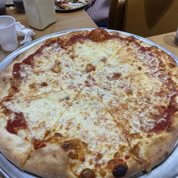 FAMOUS ORIGINAL RAY’S PIZZA - 284 Photos & 471 Reviews - 831 7th Ave ...
