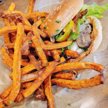 FARM BURGER - MIDTOWN ATLANTA - 98 Photos & 94 Reviews - 22 14th St NW ...