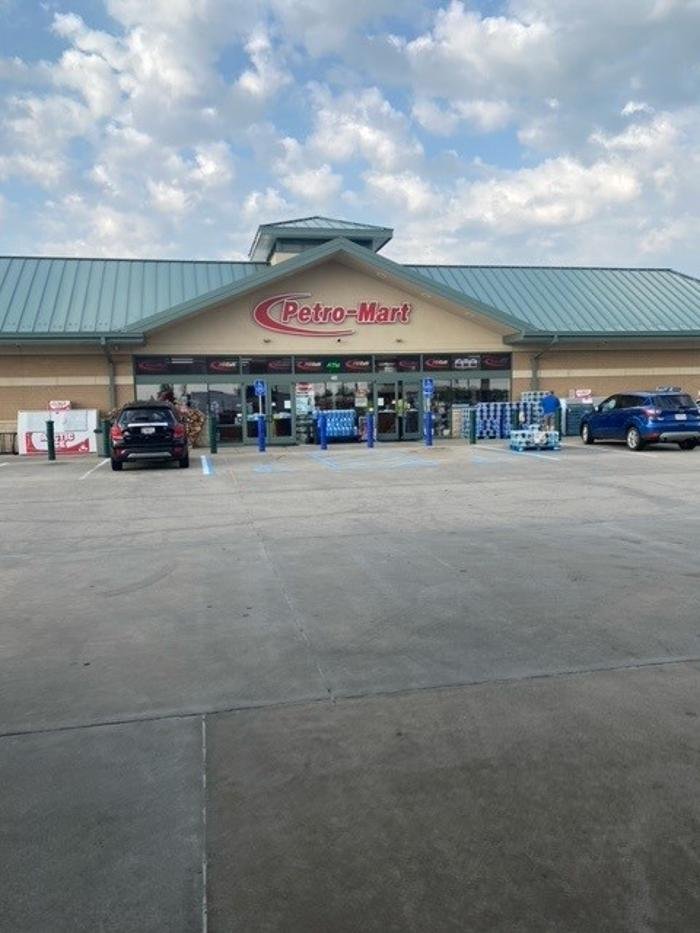 PETRO MART - Updated May 2024 - 40 Wentzville Pkwy, Wentzville, Missouri - Convenience Stores ...