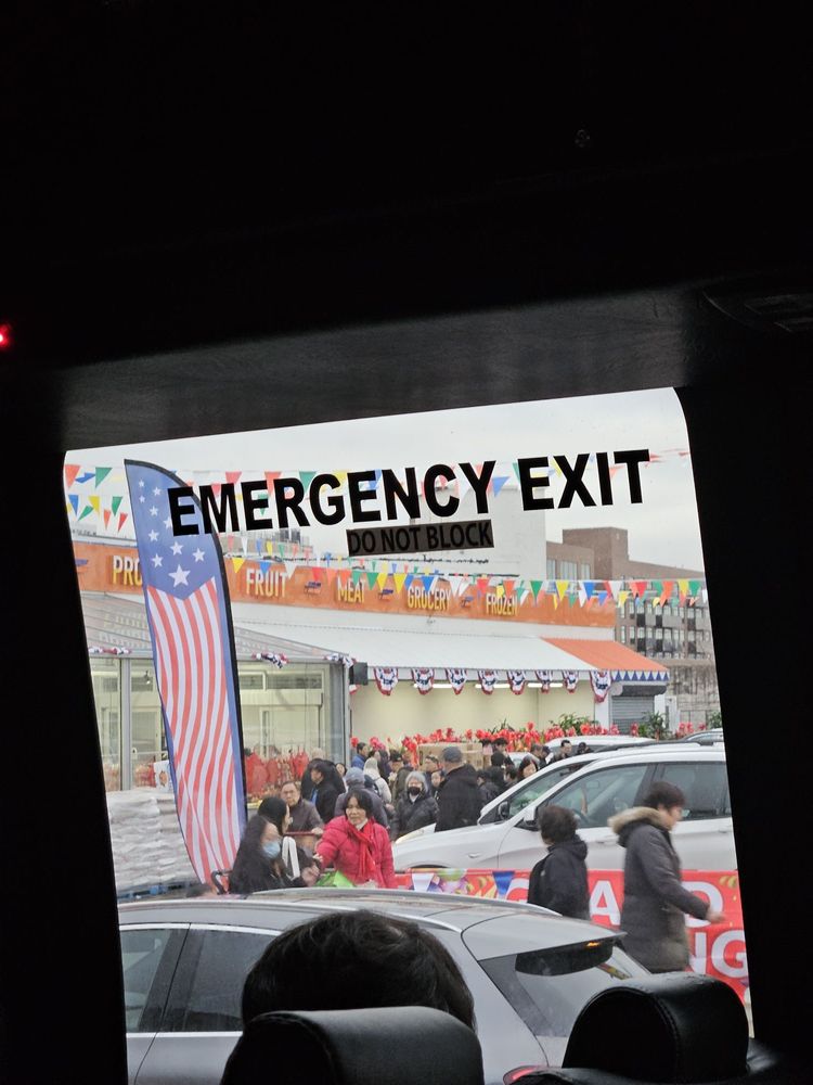 FEI LONG MARKET - Updated January 2026 - 10 Photos - 44-44 College ...