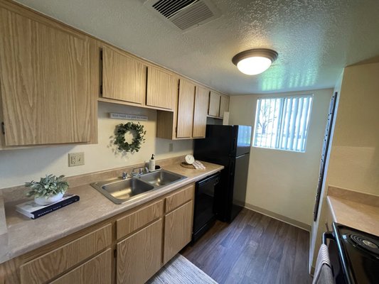 THE WOODS APARTMENTS AT MIDVALE PARK - Updated October 2025 - 11 Photos ...