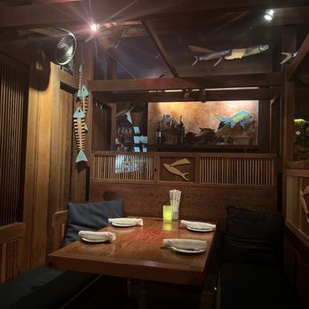 FLYING FISH GRILL - Updated August 2025 - 878 Photos & 1051 Reviews ...