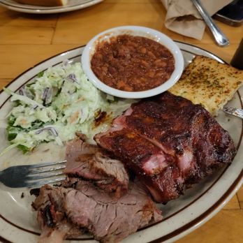 SAM’S BAR-B-QUE - Updated May 2024 - 990 Photos & 1321 Reviews - 1110 S ...