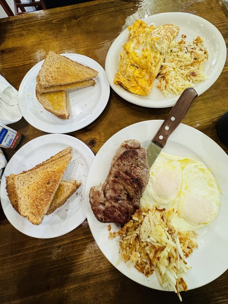 BILL SMITHS CAFE - Updated August 2025 - 59 Photos & 48 Reviews - 233 E ...
