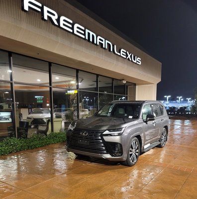 FREEMAN LEXUS - Updated December 2025 - 40 Photos & 181 Reviews - 2845 ...