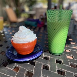 SIMPLY DELICIOUS CAFE & BAKERY - Updated October 2025 - 723 Photos ...