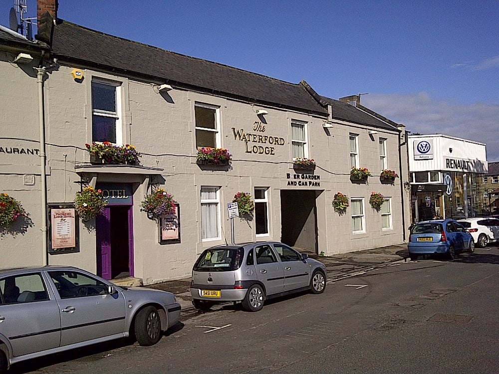 WATERFORD LODGE HOTEL - Castle Square, Morpeth, Northumberland, United ...
