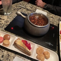 THE MELTING POT - DALLAS-ADDISON - Updated July 2025 - 400 Photos & 616 ...