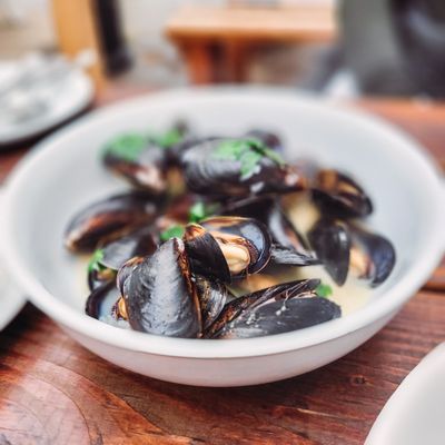 RED COW - 567 Photos & 346 Reviews - 1423 34th Ave, Seattle, Washington ...