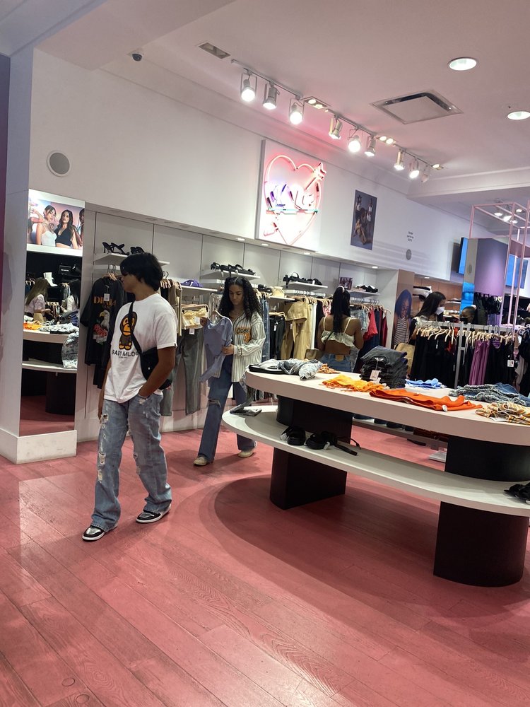 ADIKA NYC - Updated December 2025 - 28 Photos - 508 Broadway, New York ...