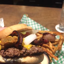 PICKLES EATERY & BAR - Updated December 2025 - 52 Photos & 71 Reviews ...