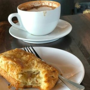 WAYFINDER COFFEE CO - 200 Photos & 144 Reviews - 6140 Austin Bluffs ...