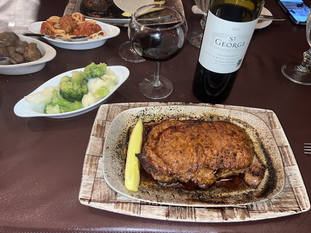 MALCUIT’S TAVERN - Updated September 2025 - 23 Photos & 39 Reviews ...