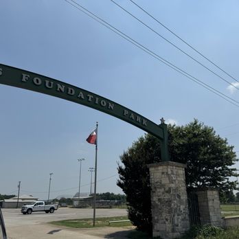 LIBERTY HILL PUBLIC LIBRARY - Updated October 2025 - 355 Lp 332 ...