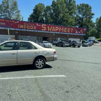 SEATTLE INDOOR SWAP MEET - Updated October 2025 - 14802 Tukwila ...