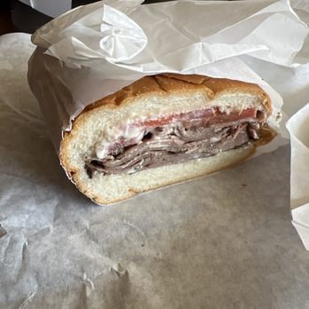 LA BORGATA ITALIAN DELI - Updated February 2025 - 202 Photos & 284 ...