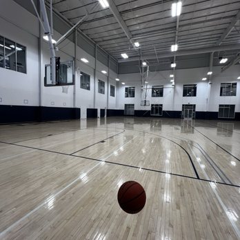 THE ST. JAMES - Updated December 2025 - 260 Photos & 210 Reviews - 6805 ...