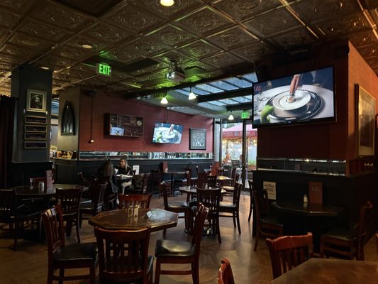 PATRIOT HOUSE - Updated January 2026 - 443 Photos & 264 Reviews - 2 ...