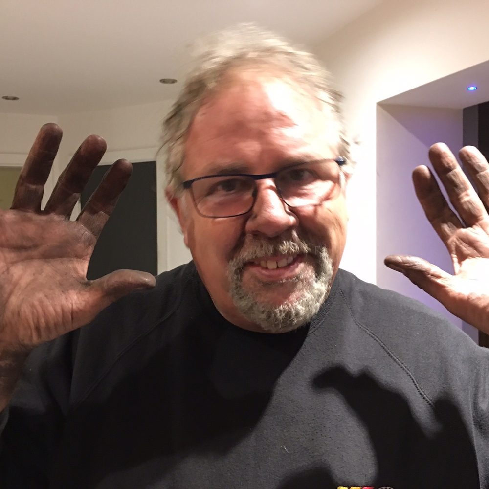 Jerry Rayner's Instagram, Twitter & Facebook on IDCrawl