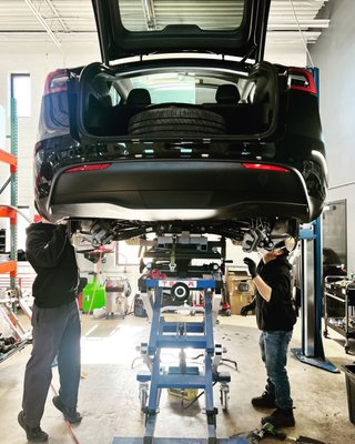 TOTAL RECON AUTO CENTER - Updated May 2024 - 204 Photos & 323 Reviews ...