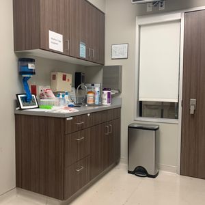 ST. DAVID’S EMERGENCY CENTER - THE HILLS OF WESTLAKE - 4613 Bee Caves ...