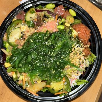 POKE LOUNGE - Updated July 2025 - 126 Photos & 124 Reviews - 321 E ...