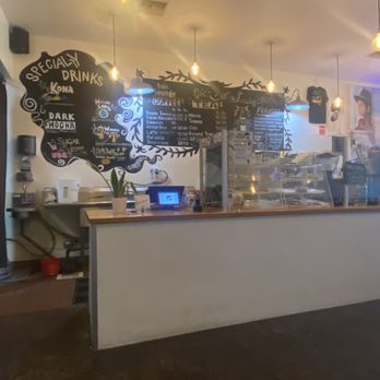 TREE LOUNGE COFFEE - Updated February 2025 - 160 Photos & 91 Reviews ...