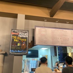 FIRST CLASS PIZZA - Updated October 2025 - 527 Photos & 861 Reviews ...