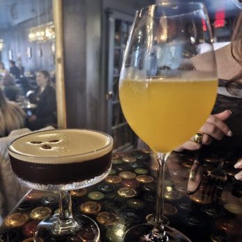 APÉRO - Updated December 2025 - 331 Photos & 136 Reviews - 2622 P St NW ...