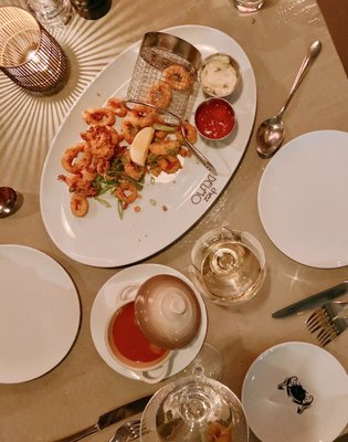 CHEZ DELMO - 103 Photos & 83 Reviews - Seafood - 275 Rue Notre-Dame O ...