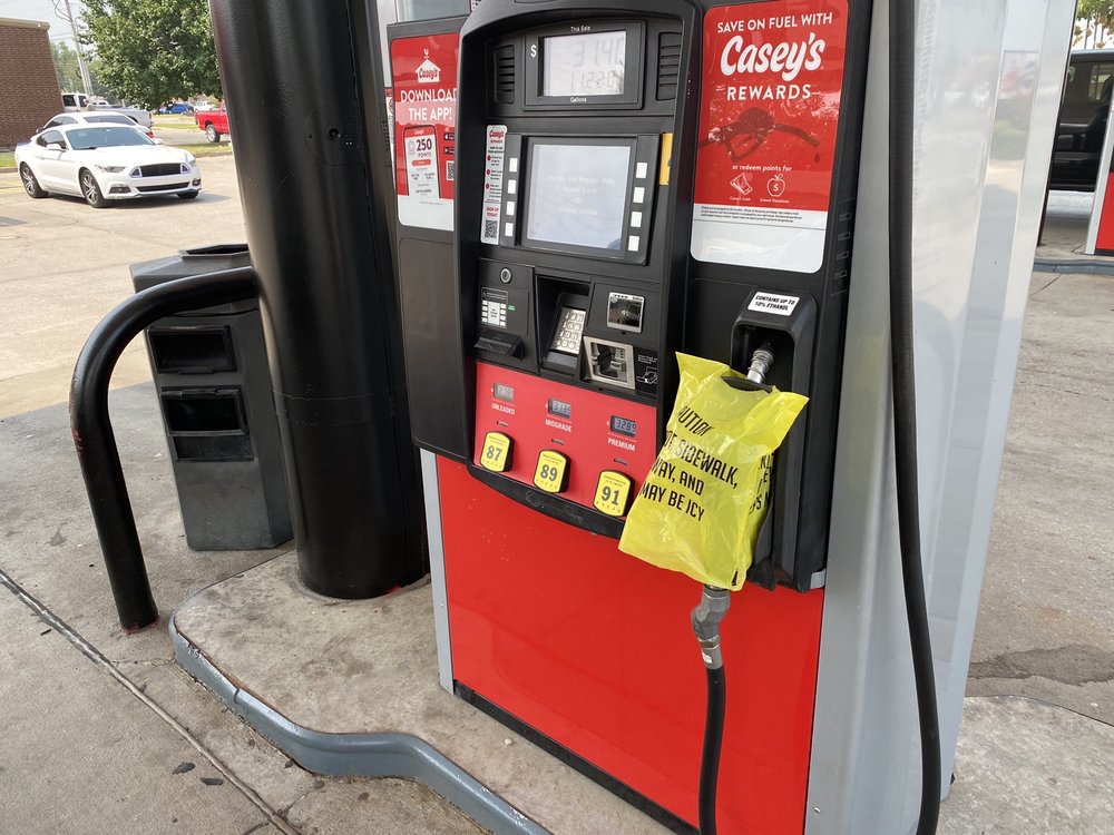 CASEY’S - Updated December 2024 - 14 Photos - 2316 W Lindsey St, Norman ...