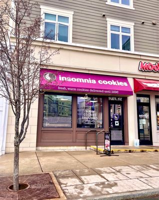 INSOMNIA COOKIES - Updated October 2025 - 73 Photos & 48 Reviews - 1 ...