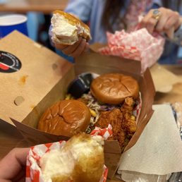 BYRD’S HOT CHICKEN - Updated May 2025 - 577 Photos & 792 Reviews - 1770 ...