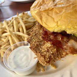 SILVER PEAK GRILL & TAPROOM - 354 Photos & 423 Reviews - 135 N Sierra ...