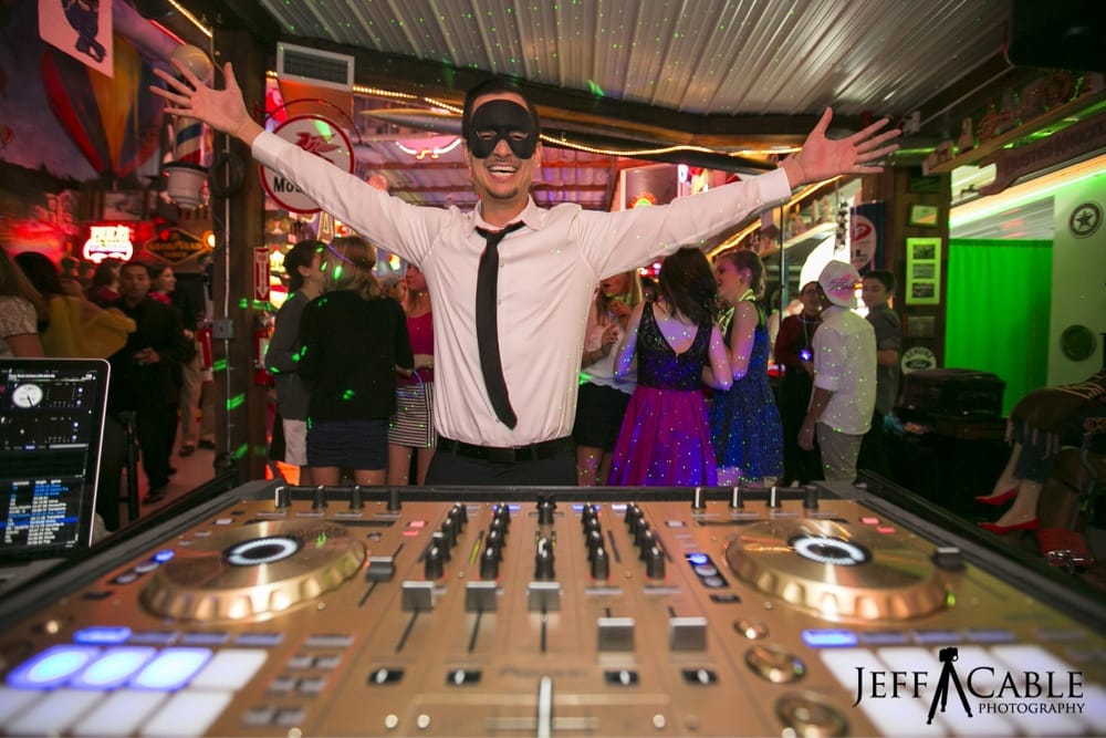 MIXWELL ENTERTAINMENT - Updated April 2024 - 19 Photos & 24 Reviews ...