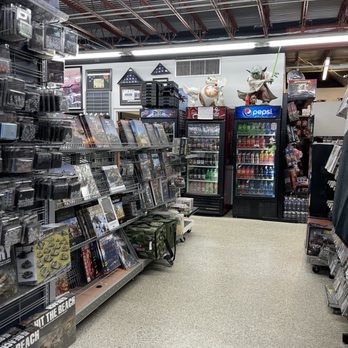 THE DEEP COMICS & GAMES - Updated December 2025 - 32 Photos & 36 ...