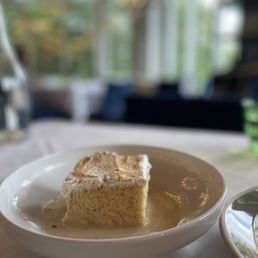 FLORA - Updated December 2025 - 683 Photos & 394 Reviews - 3422 Allen ...