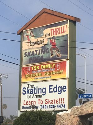 THE SKATING EDGE ICE ARENA - 37 Photos & 58 Reviews - 23770 Western Ave ...
