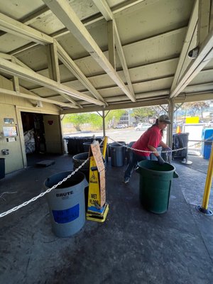 RRR RECYCLE - 56 Photos & 50 Reviews - 548 Kapahulu Ave, Honolulu ...