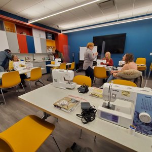 ELMHURST PUBLIC LIBRARY - Updated September 2024 - 69 Photos & 82 ...