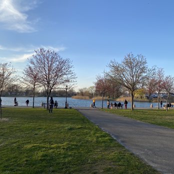 BAISLEY POND PARK - Updated October 2025 - 41 Photos - 160-04 Baisley ...