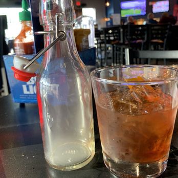 72 TABLE & TAP - Updated October 2025 - 108 Photos & 74 Reviews - 5413 ...