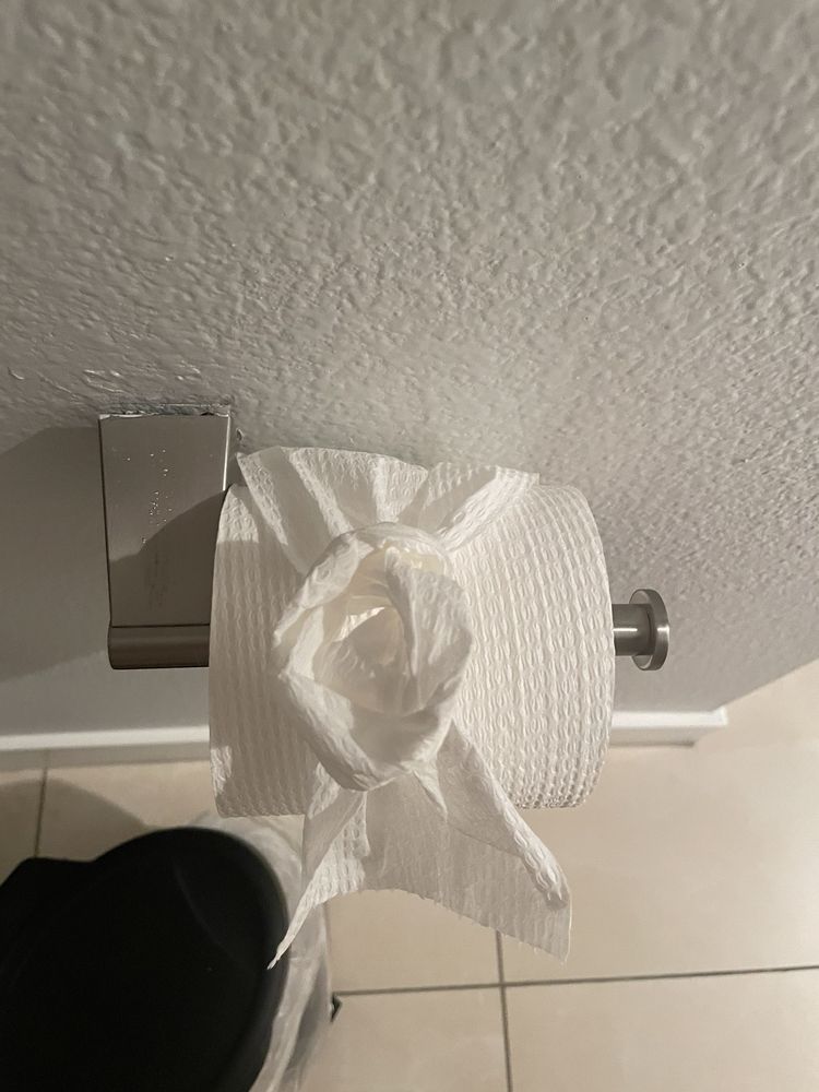 LA SENORA HOUSE & COMMERCIAL CLEANING - Updated February 2025 ...