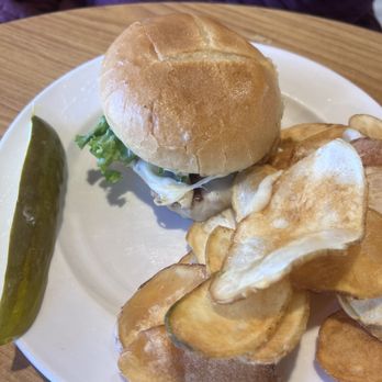 BAGNER AND ALEXA’S BREAKFAST & LUNCH - Updated September 2024 - 354 ...